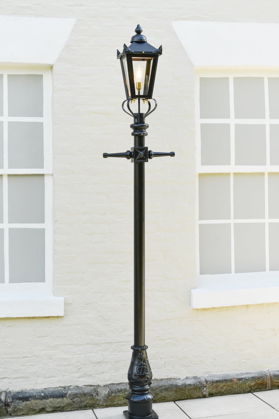 Victorian Lamp Posts | Period Lamp Posts & Lanterns Since 1986 ...